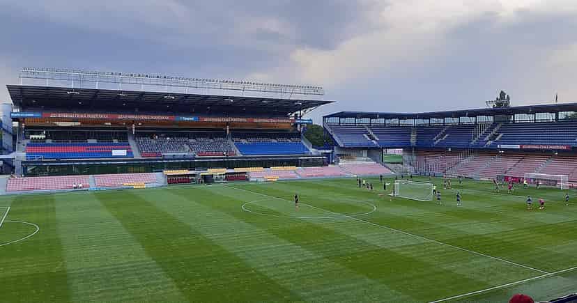 Vergleiche Sparta Prag vs Banik Ostrava Tickets in epet ARENA, Prag am ...